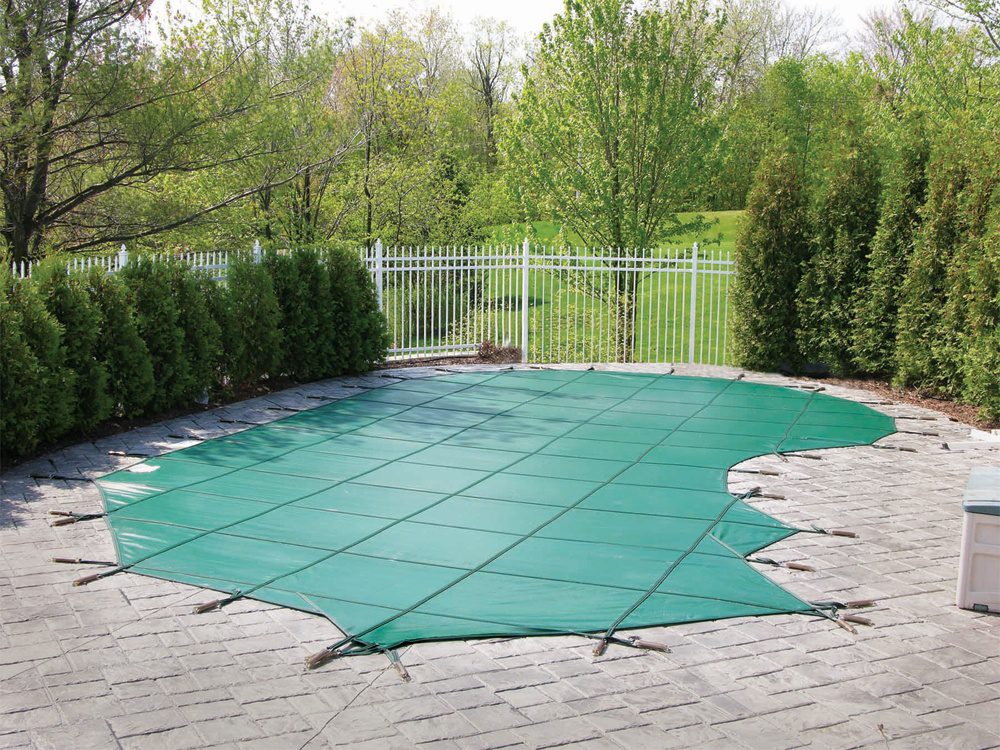 How to Choose the Right Winter Cover - R&R Pools